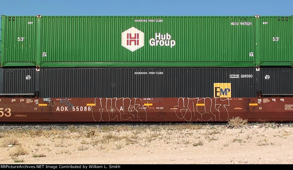 WB Stack Frt at Erie NV W mid trn slv -26